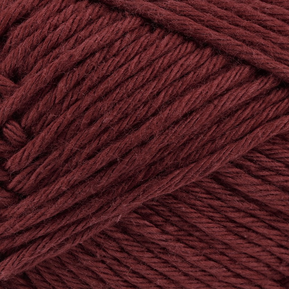 Yarn and Colors Epic 131 Merlot | Wolplein.nl