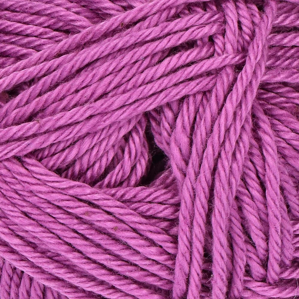 Yarn and Colors Must-have 051 Plum | Wolplein.nl