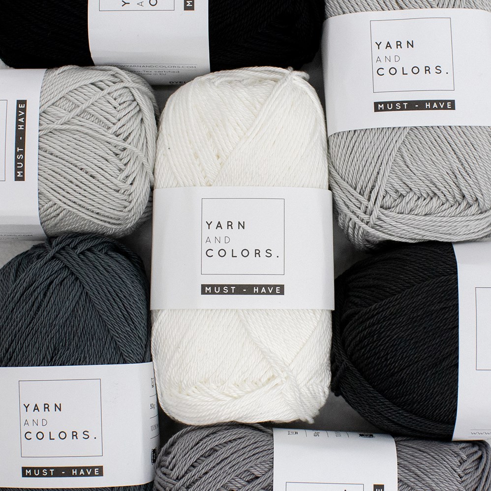 Yarn and Colors Must-have 001 White | Wolplein.nl